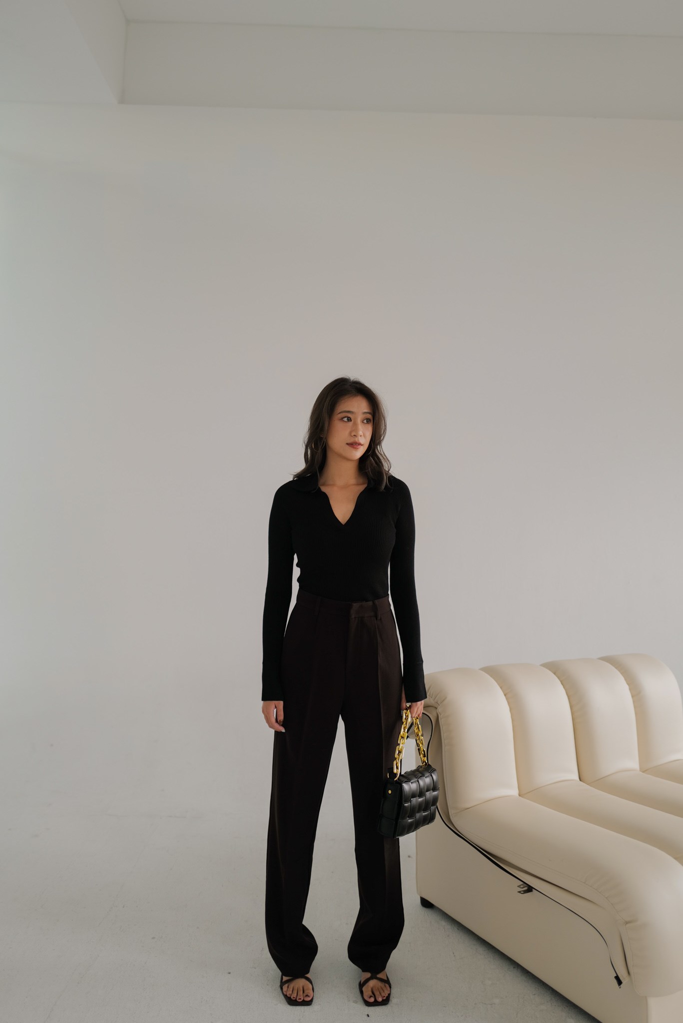 美式辣妹V領針織衫 ｜ WearToEat