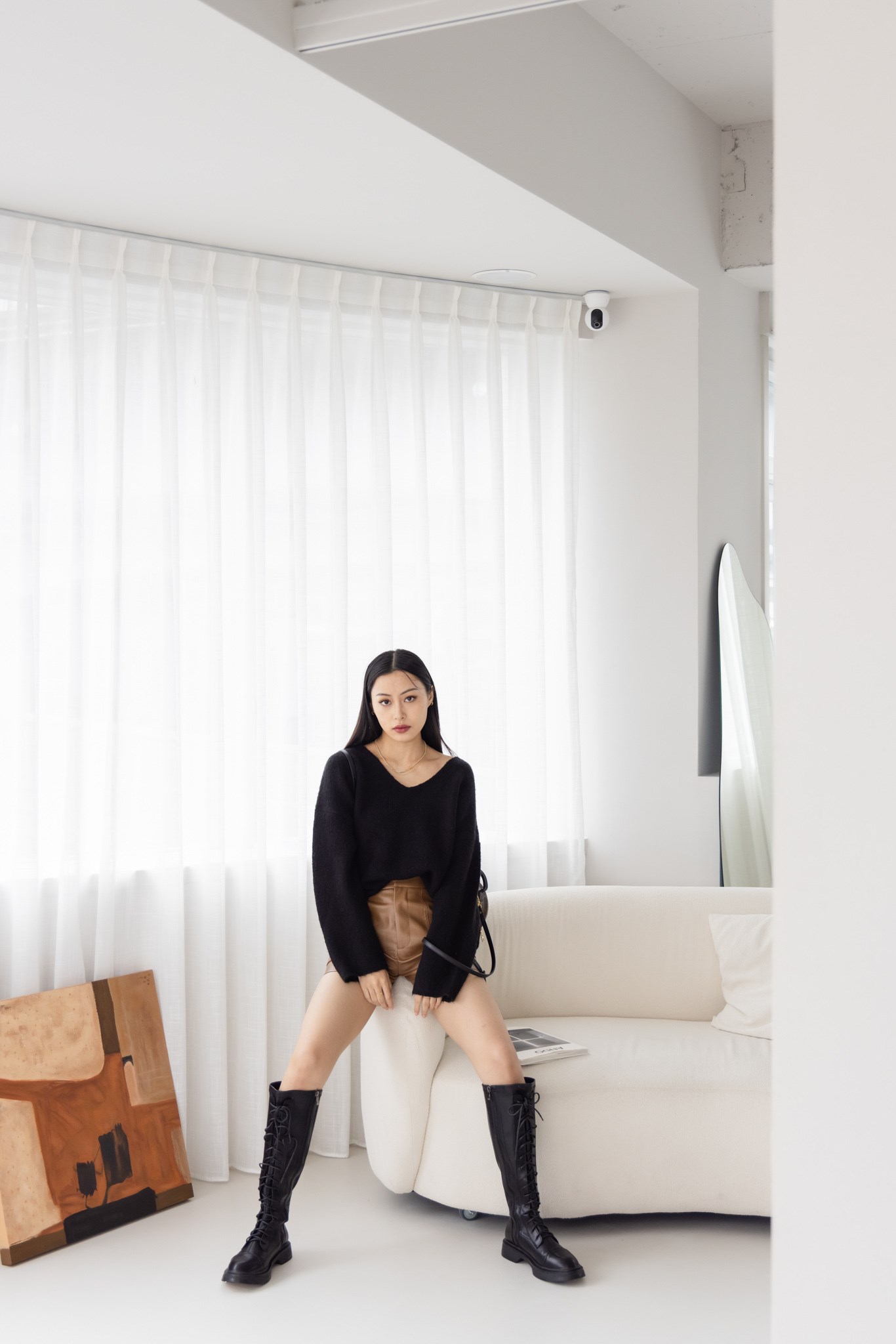 柔軟V領慵懶毛衣 ｜ WearToEat